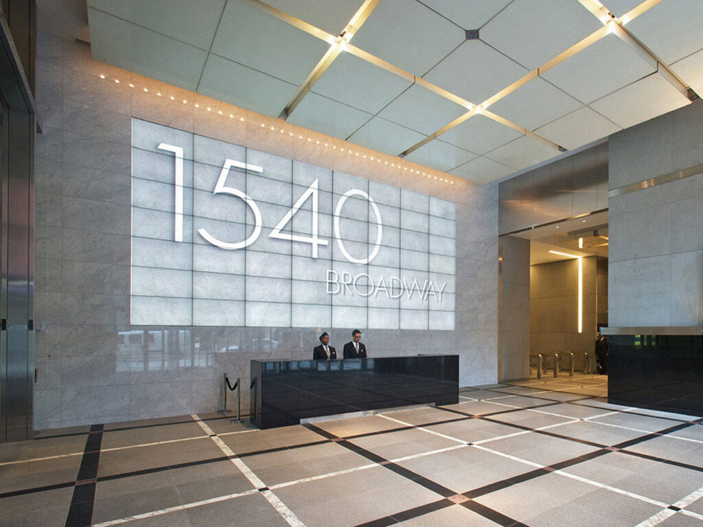 1540 Broadway Lobby - Arquinaut